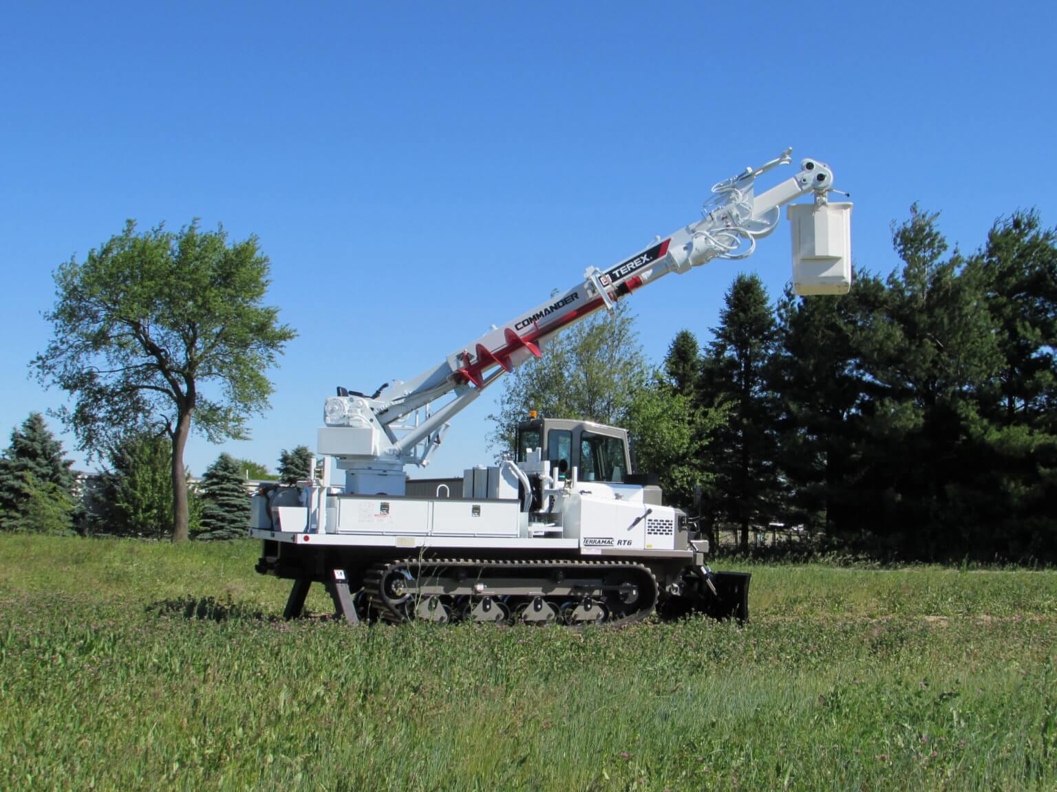 Terramac Launches New Compact RT6 Crawler Carrier | Terramac