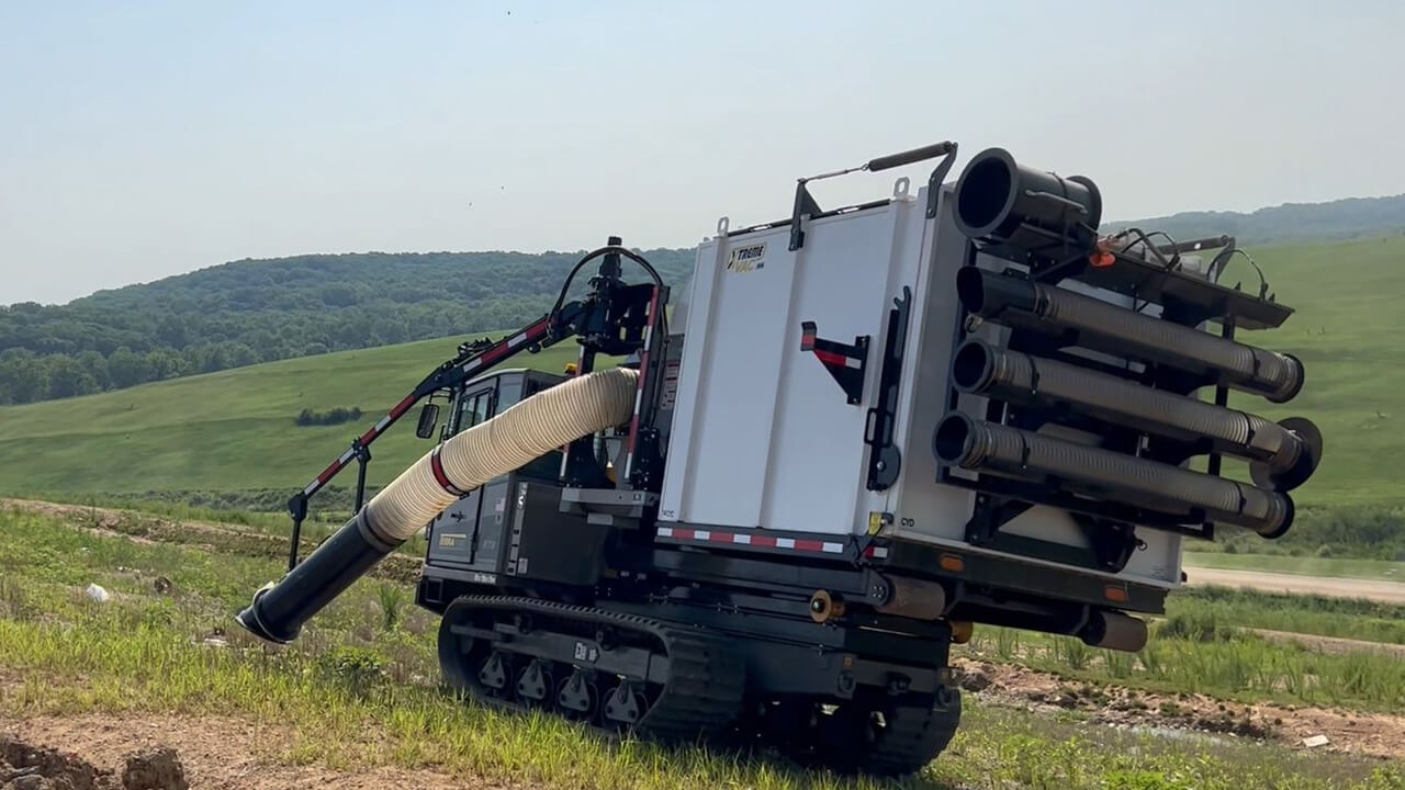 Debris Collection | Rubber Tracked Crawler Carriers | Terramac